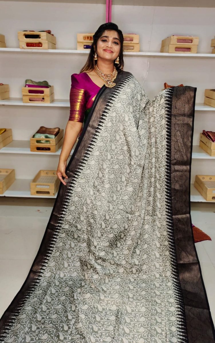 DS999 – Arya Collections