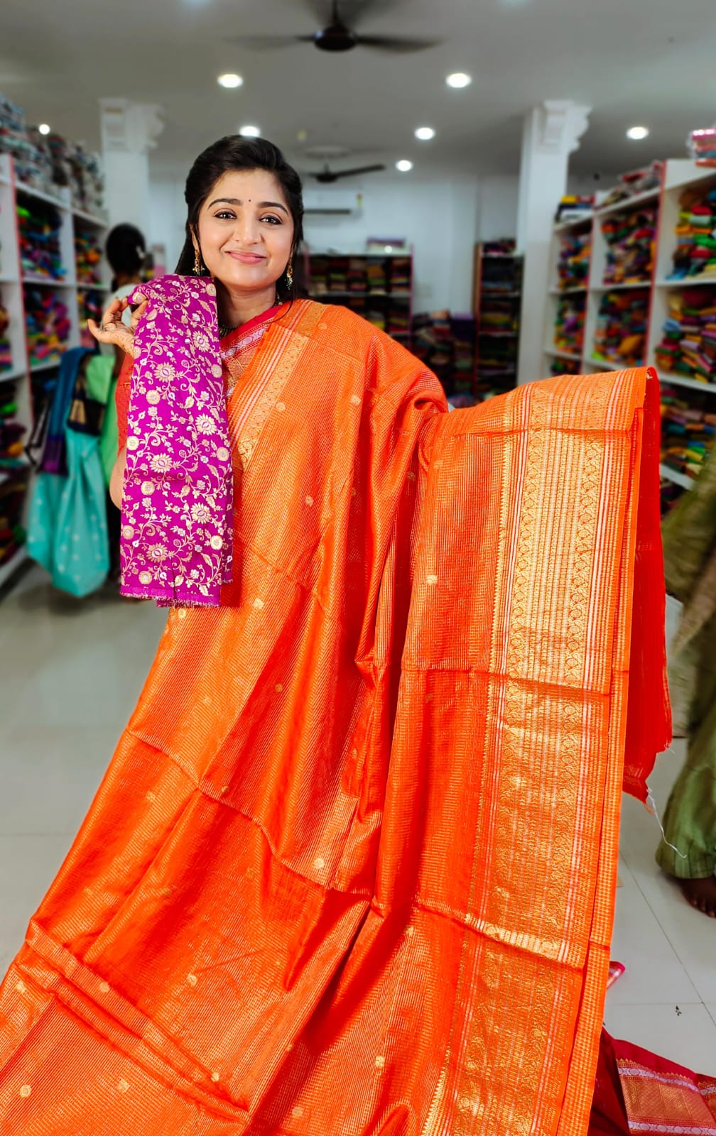 BS2500 – Arya Collections