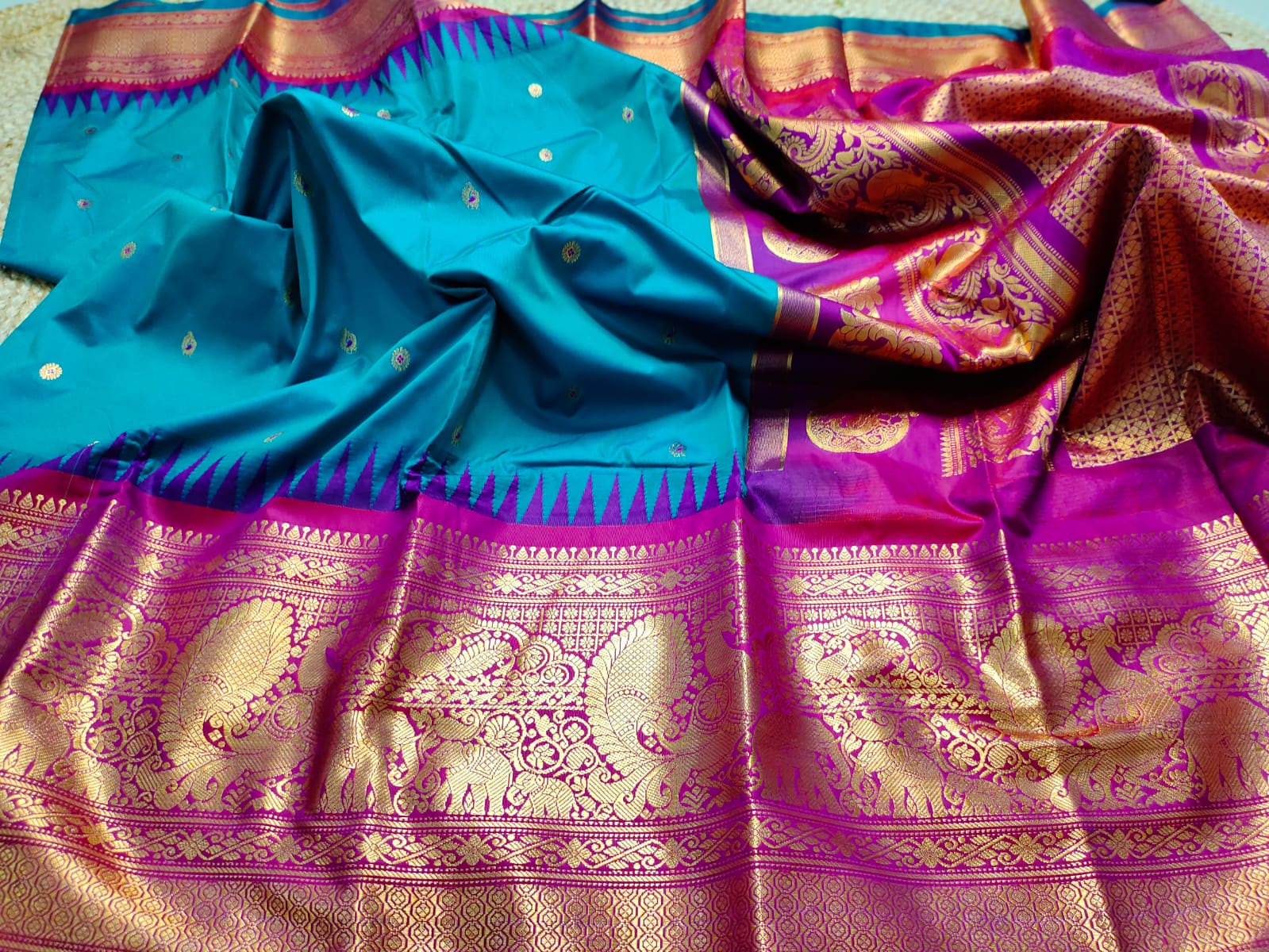 PM2500 – Arya Collections