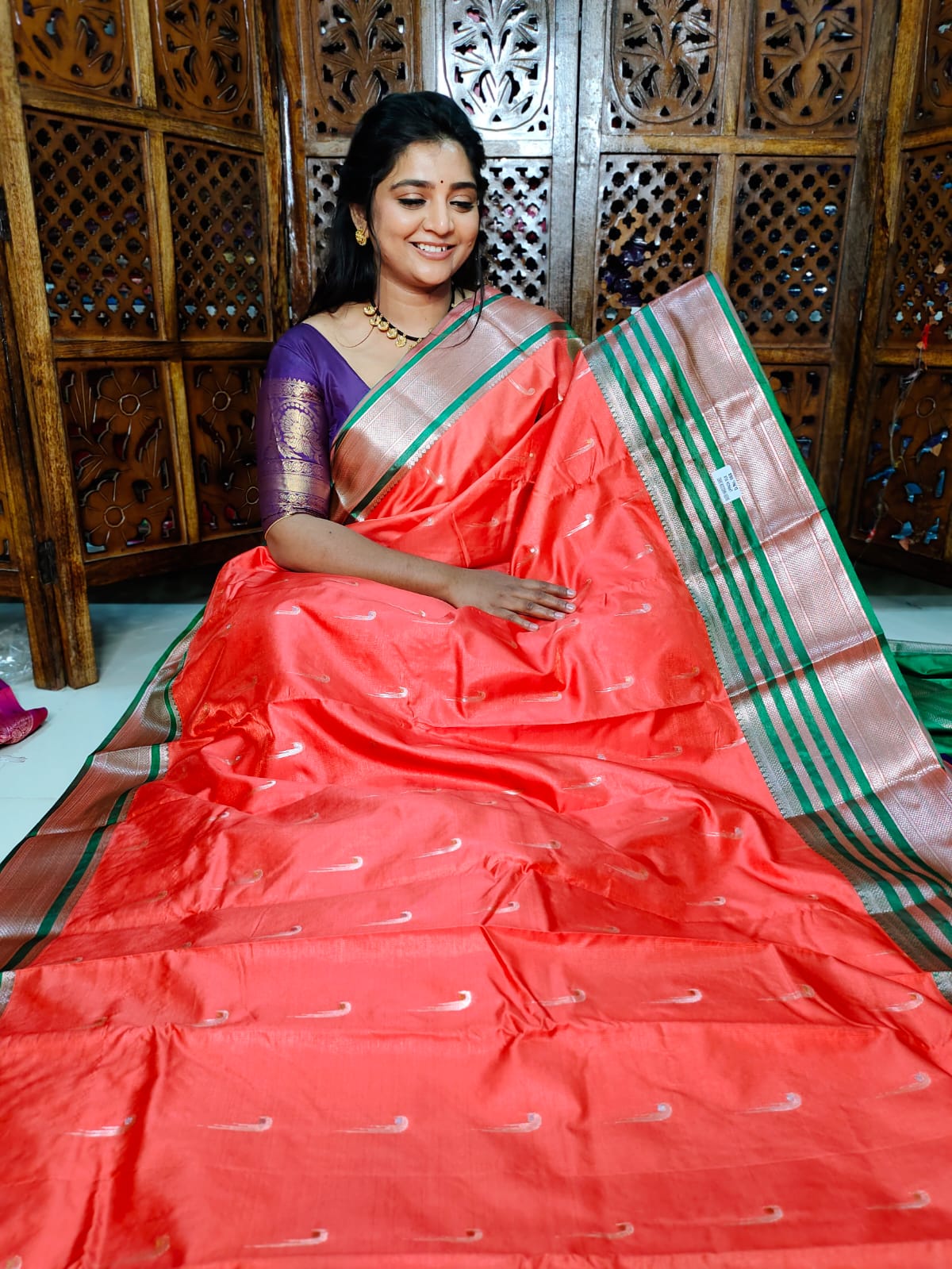 NP1100 – Arya Collections